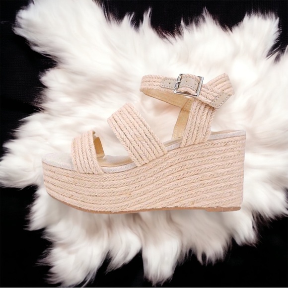 Soda | Shoes | Size 7 Soda Shoes Starter Woven Jute Raffia Platform ...